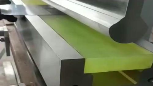 做软折弯,这机器称第二,就没人敢称自己是第一!