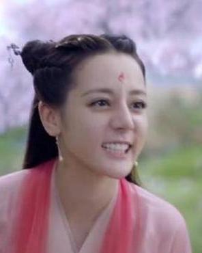 《三生三世枕上书》白凤九＆迪丽热巴，奶凶，醉酒，撒娇，泡澡，哭包……你最喜欢哪一个可爱小九？