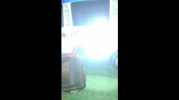 超亮LED头灯内置6锂电池充电式