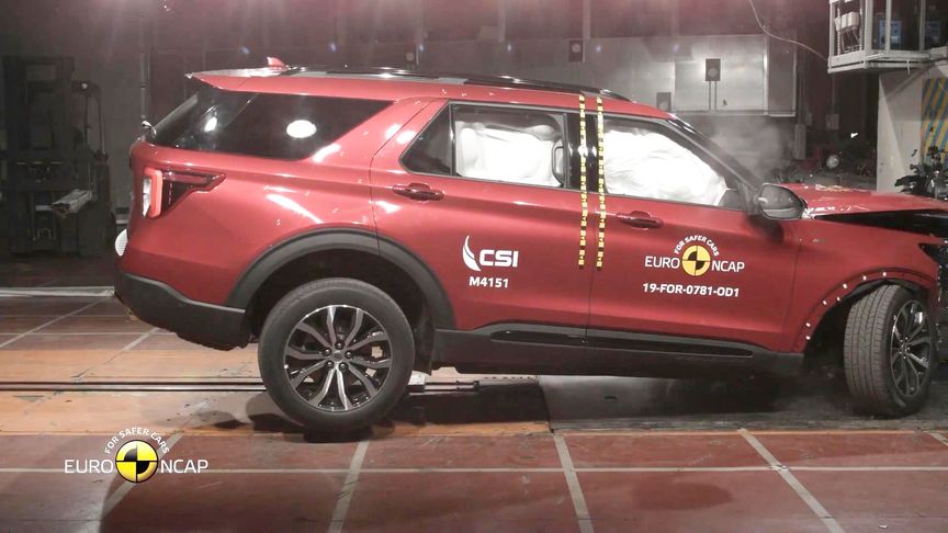 福特硬汉车探险者到底安不安全?看完最新碰撞测试后就知道了