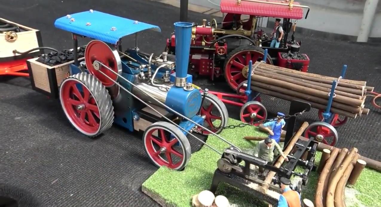 蒸汽机爱好者打造一台精美的蒸汽机模型,用它实现木材加工!