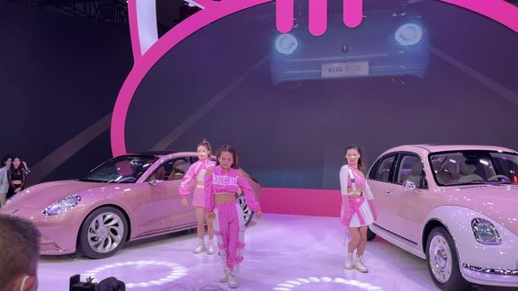 #成都车展 表演现场
