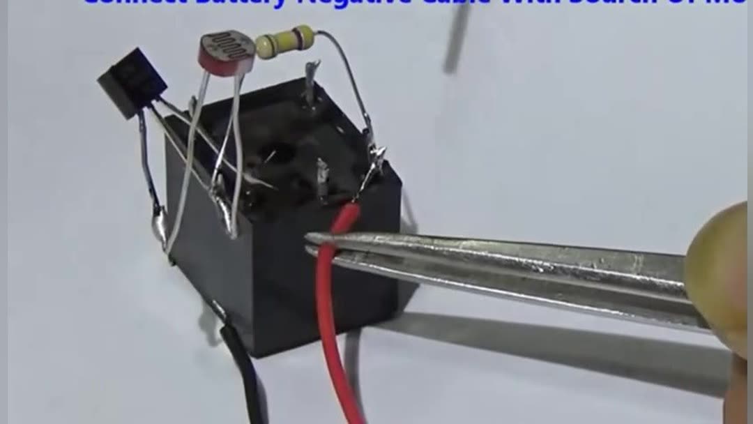 教大家制作一个光感应传感器,连接在灯上有大用处,原理很简单