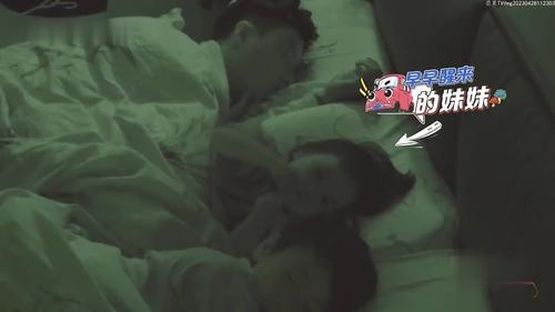 肖杰清晨被迫起床萝卜蹲,直言想放弃全职带娃,太累 _ 爸爸当家