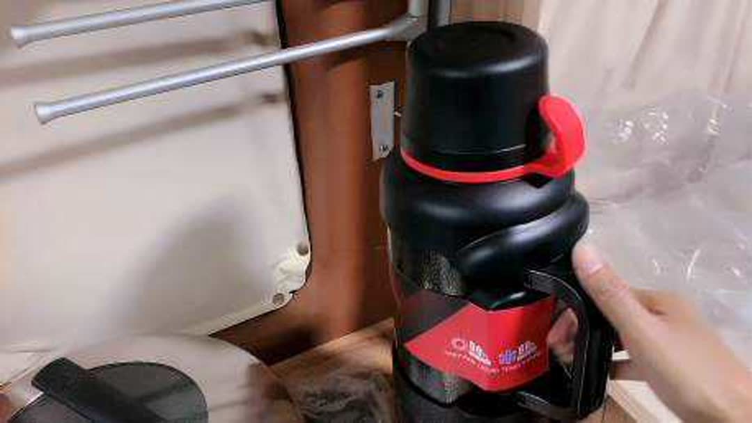 二手大通V80房车18万元,看看这个配置装饰怎么样