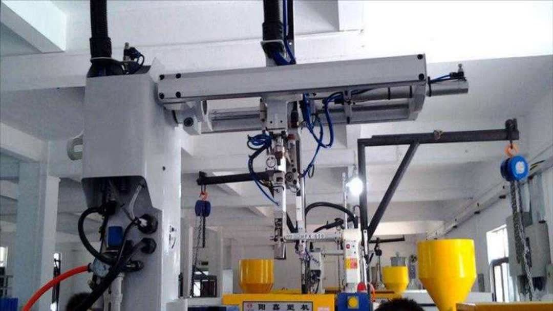 以这台抓取机械手设计为例,谈谈非标设计最基础的东西