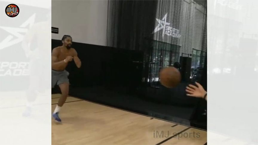 奇才队后卫丁威迪休赛期个人投篮训练视频
