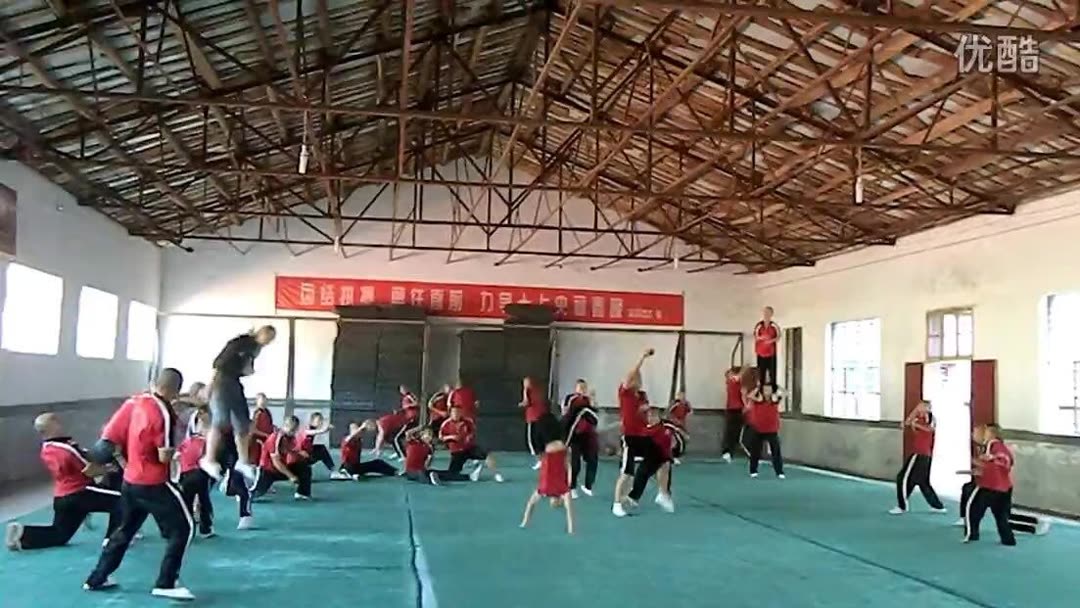 塔沟武校赴连云港表演节目