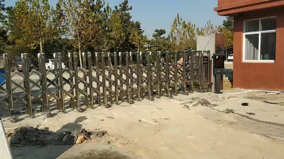 车牌识别与电动伸缩门联动控制案例