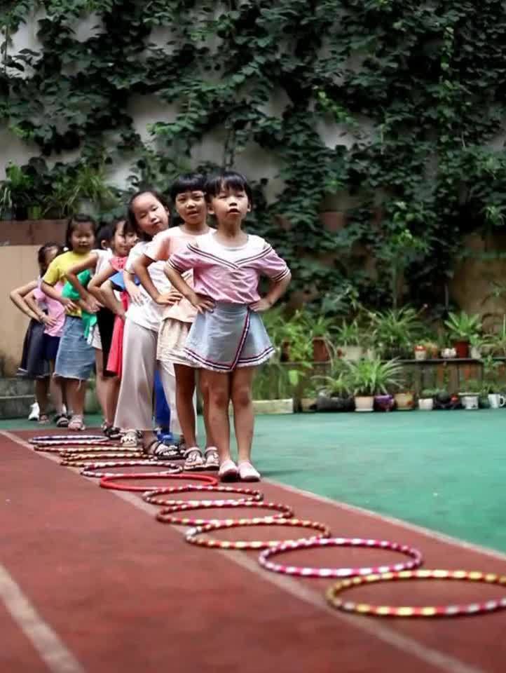 幼儿户外音乐游戏蜗牛与黄鹂鸟趣味游戏 幼师