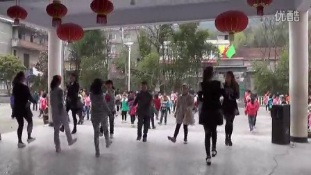 高坪镇明德小学课外活动丰富多彩 (4)