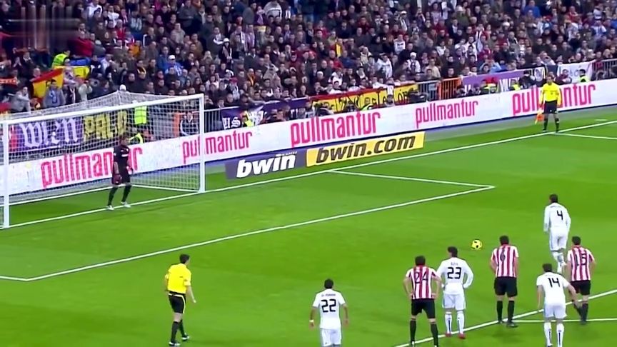 C罗生涯曾7次让点!助卡卡斩获皇马处子球!帮奔马两破球荒!