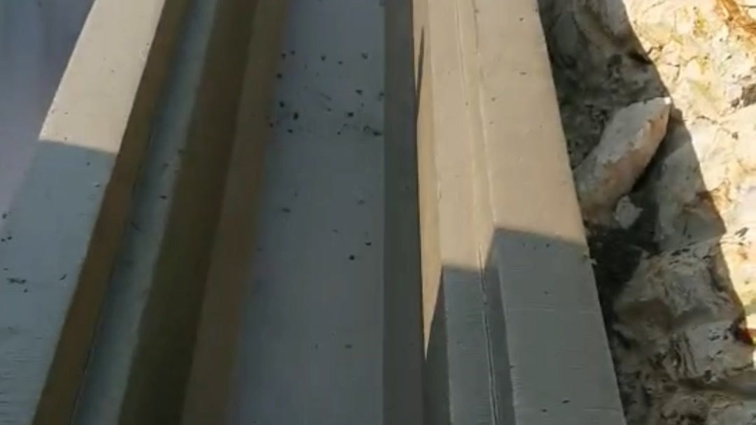 云南穿山机甲混凝土排水沟摊铺机 公路现浇设备租赁