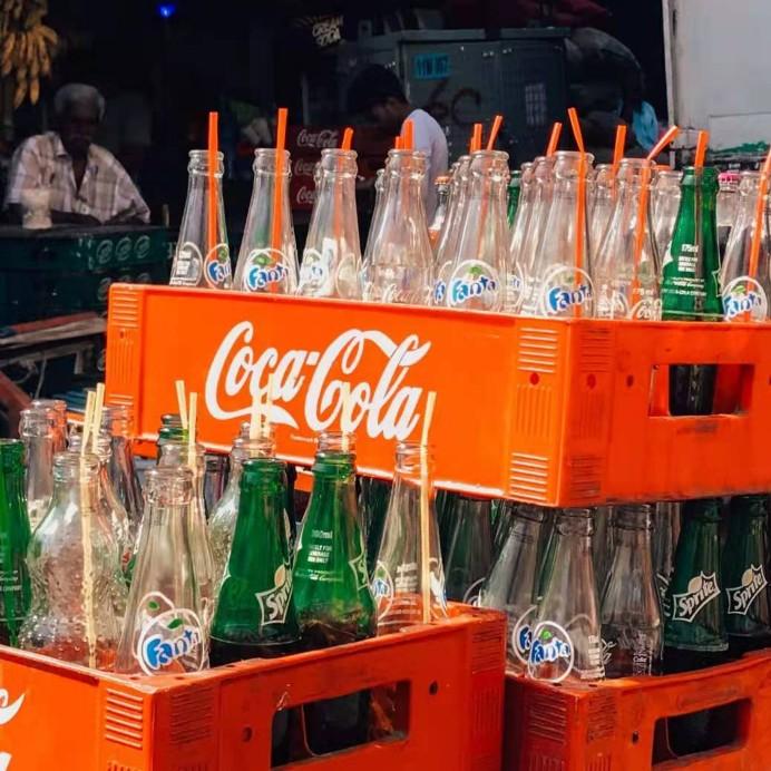 被生活绊了一跤 