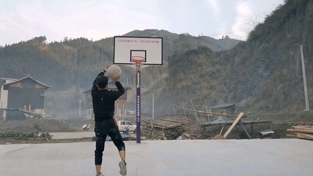 打篮球的慢动作,美感十足,特别好看