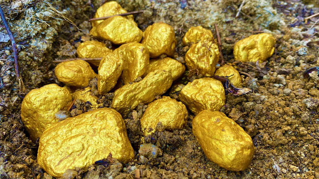 世界上最先进的黄金探测器,分分钟就探到了黄金,好宝贝啊