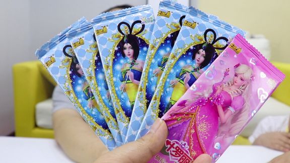 混拆叶罗丽卡片梦幻包和灵犀包,出SGR白光莹,好漂亮啊