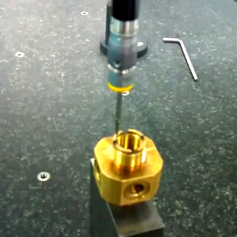 海克斯康explorer三坐标测量机测量产品视频