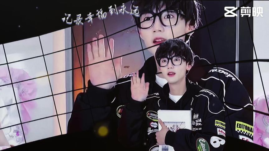 我们的照片记录幸福到永远#路鸣#果丹皮