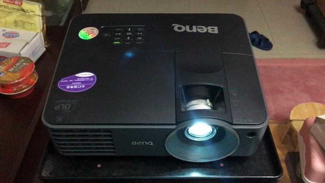 成色不错的带高清接口明基MX3291投影仪投影机