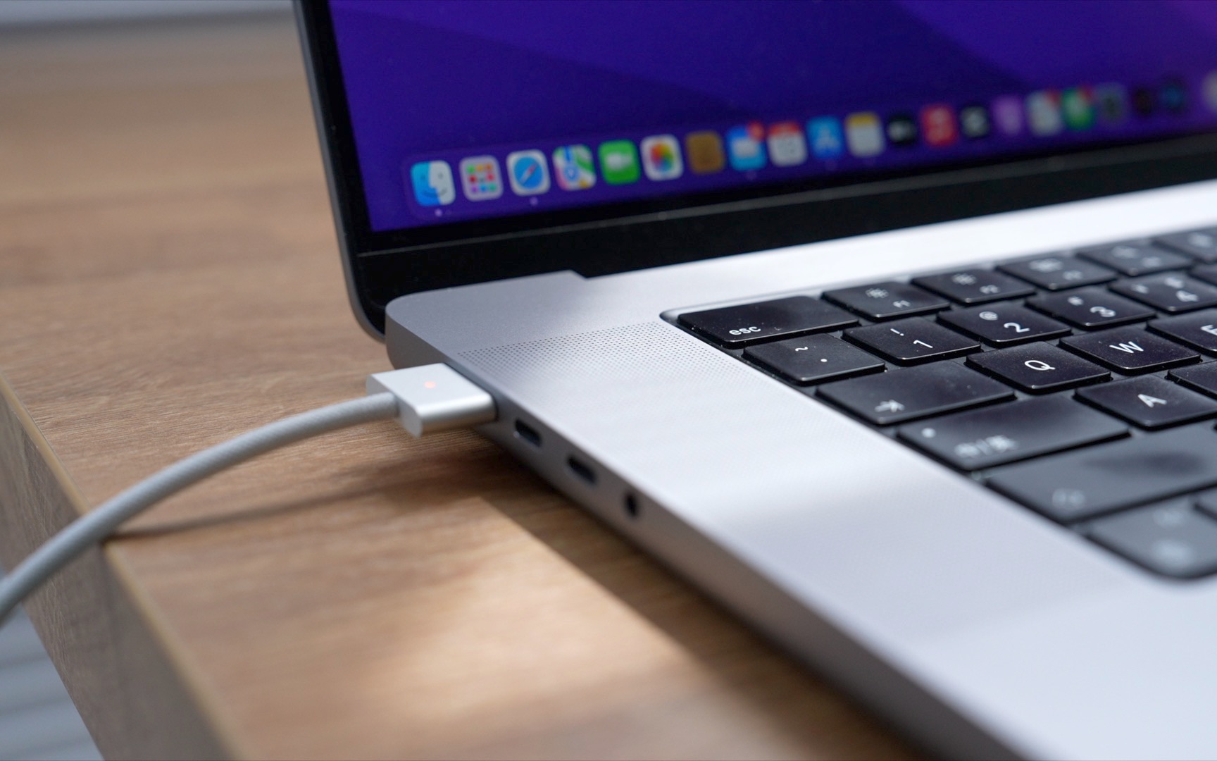 MacBook 过充伤害电池,试试这款电池管理软件