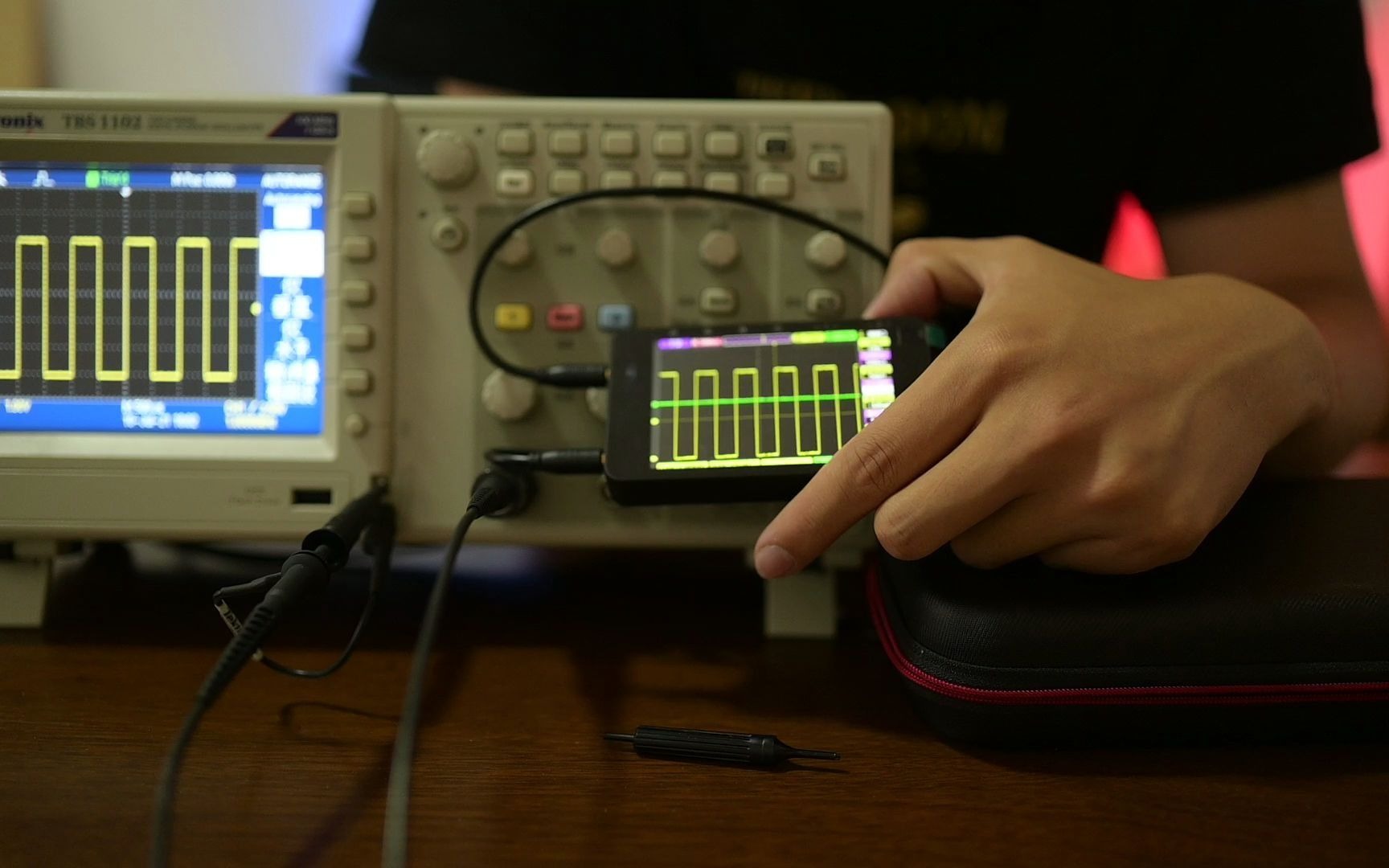 【开箱】正点原子手持示波器开箱 DS100