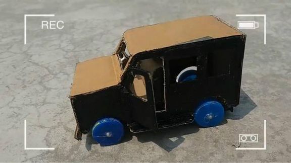 哇!动手能力就是强,DIY玩具快速电动小汽车,创意满满
