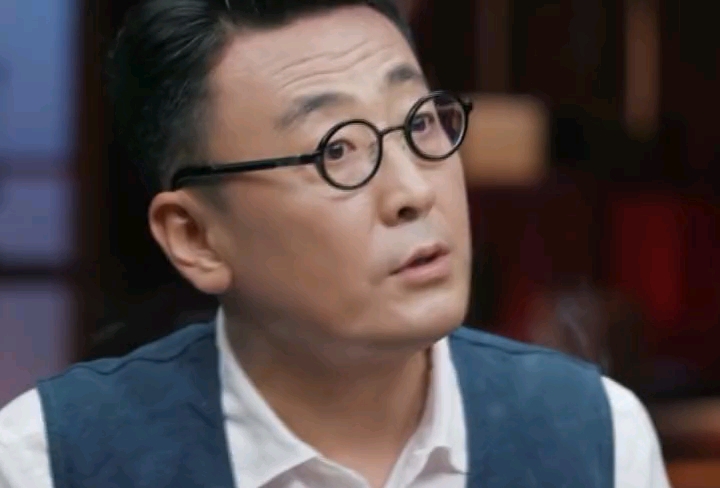 窦文涛谈996背后的绩效管理制度,深感认同