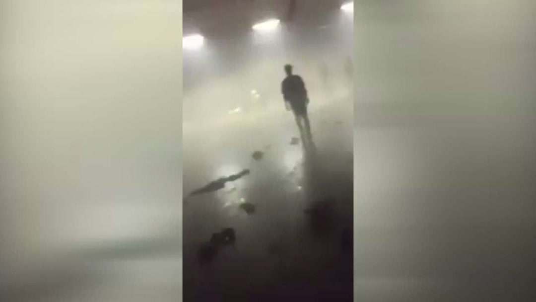 得州再发枪击案致2死20伤 枪手在校园派对上肆意射杀