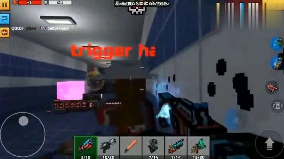 我的世界绝地求生搞笑:吃鸡战神竟用厕所钓鱼