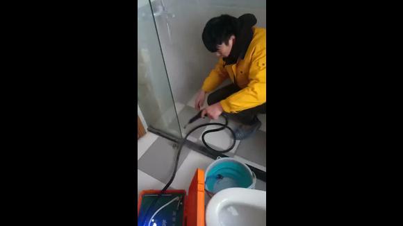 卫生间深度保洁,高温杀菌消毒
