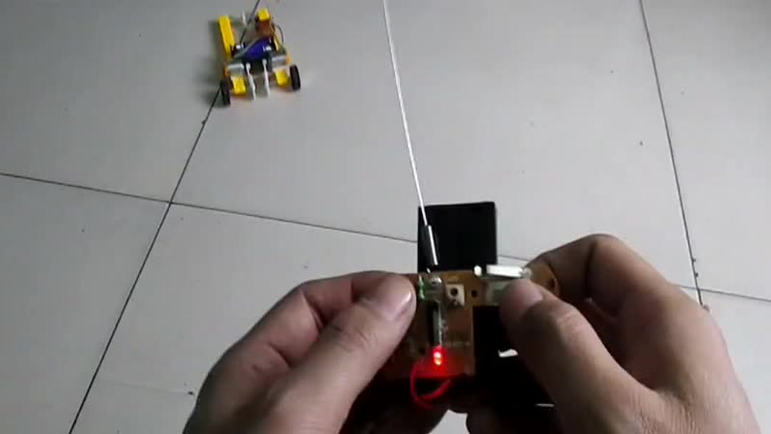 科技小制作大全做法 简易版四通无线遥控车