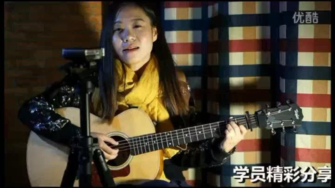 吉他弹唱视频_电吉他什么牌子的好_吉他初学者教程
