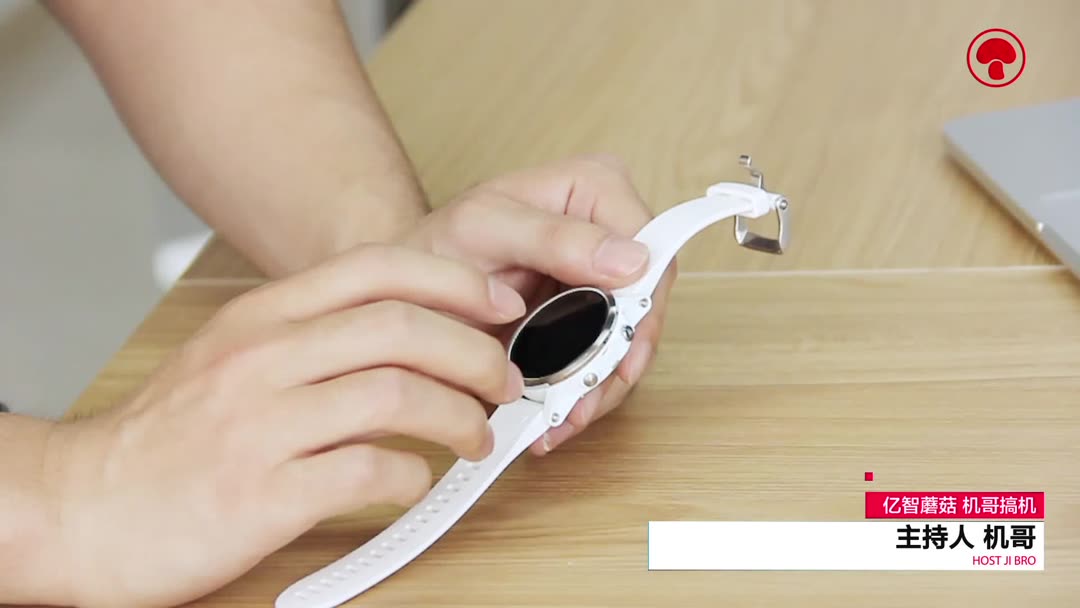 佳明佳明Fenix 5s户外运动手表开箱测评,真正的腕上私人教练