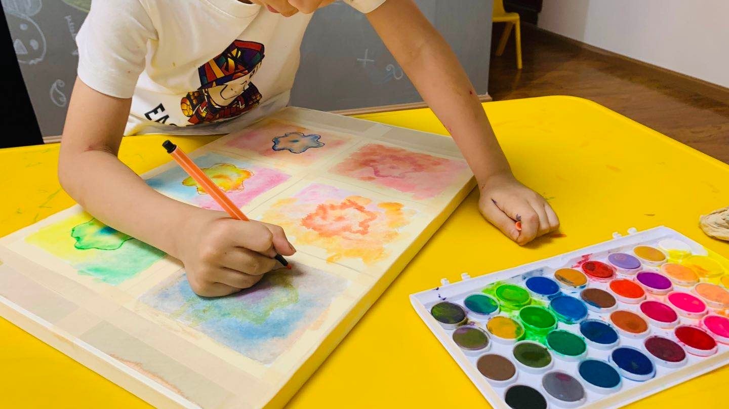 四年级上小学英语:There are twelve boys