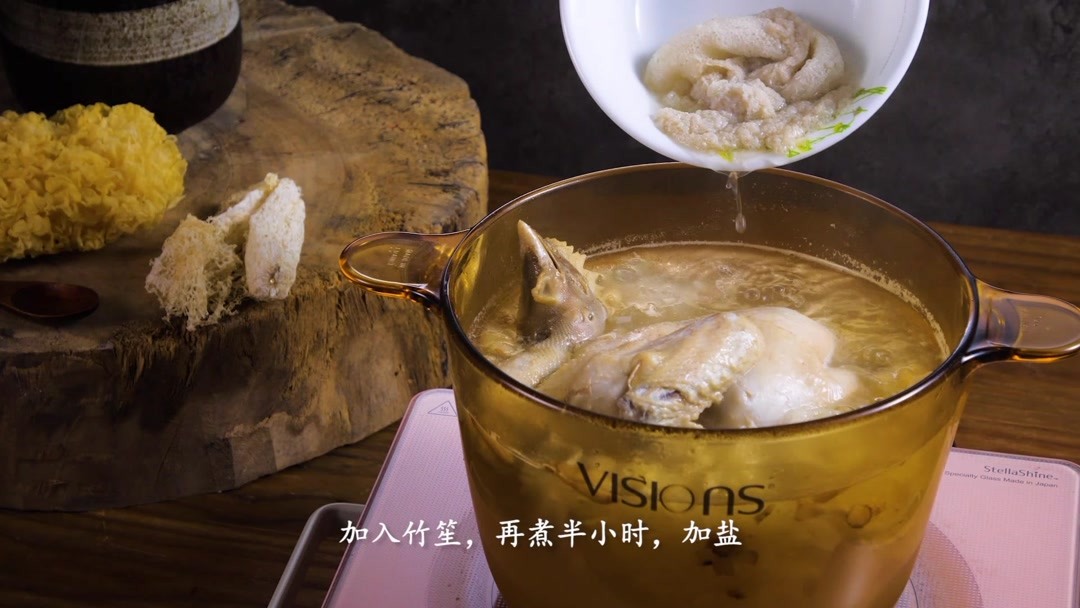 滋阴润肺上佳暖汤——竹笙银耳鸡汤