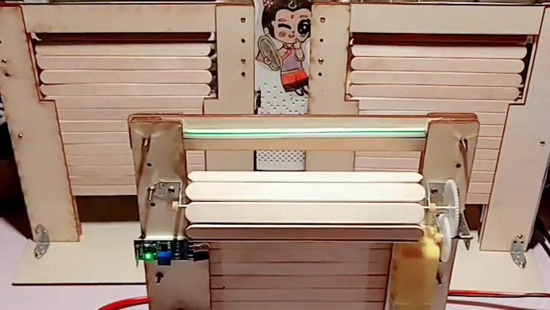 DIY天猫精灵语音控制电动模型卷帘门开关!