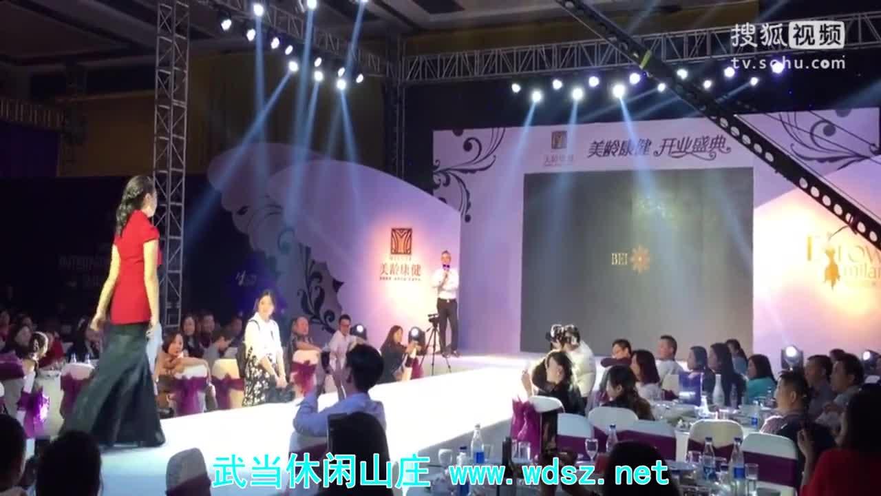 商业活动有美女走秀助阵特别吸引人2