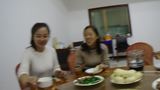 ...常委宣传部长张光泽向无私帮助巴音蒙古族自治州和硕县单采血浆站...