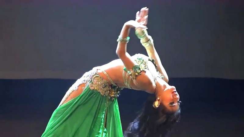 Alida肚皮舞大师在国际赛上的精彩表演!