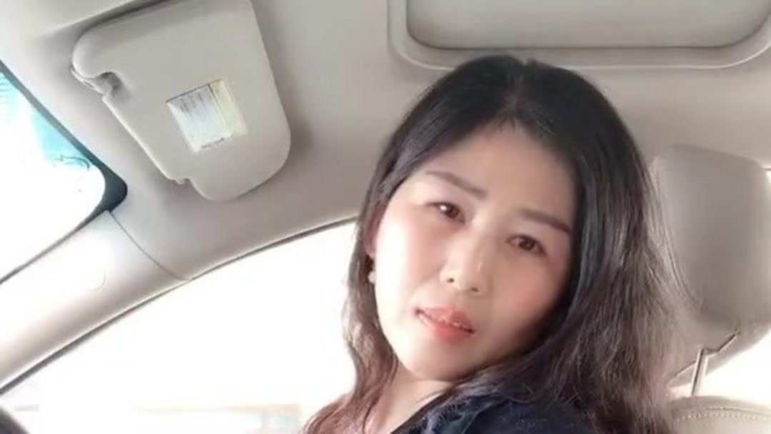 轻轻敲开沉睡的心灵,慢慢张开你的眼睛,忙碌的一天又开始了…