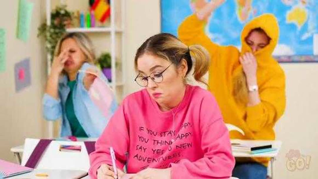 123恶搞达人GoGoGO TYPES+OF+STUDENTS+IN+CLASS