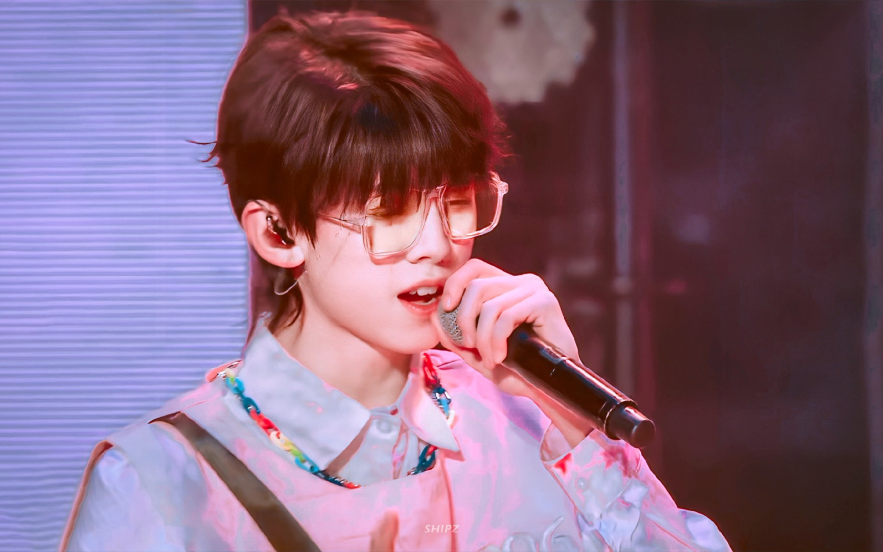 【TF家族/左航】先把妈粉骗过来,然后转场再转场,接着趁她们还没在我...