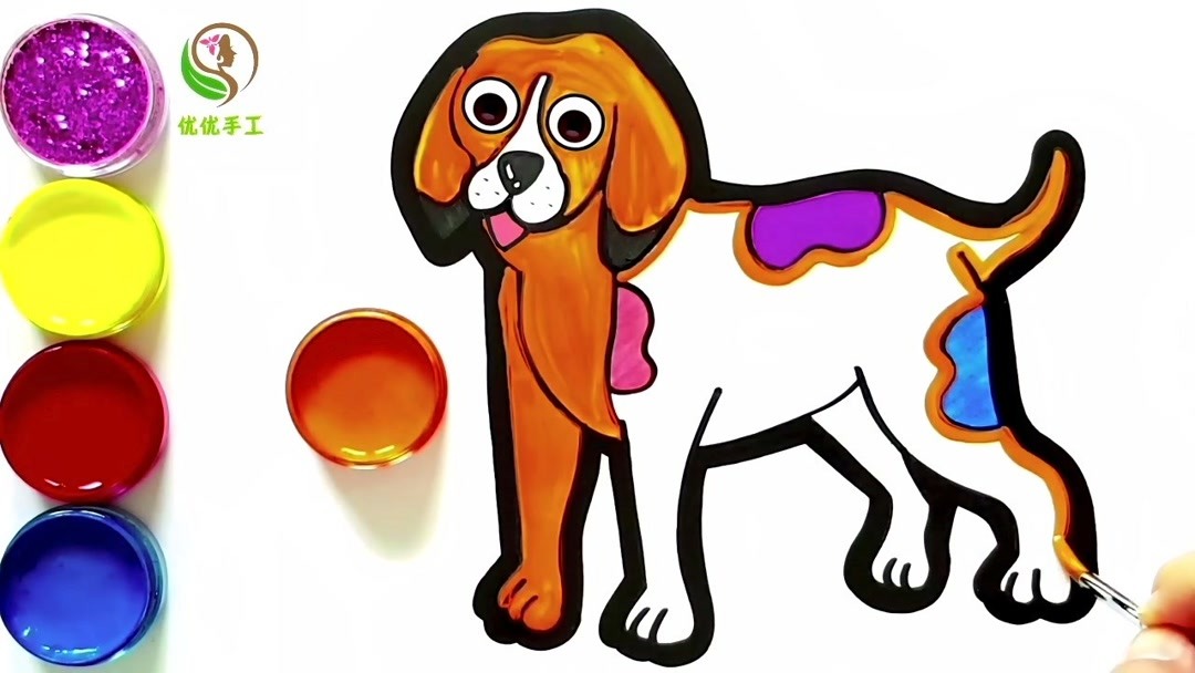 如何简单绘画狗和着色