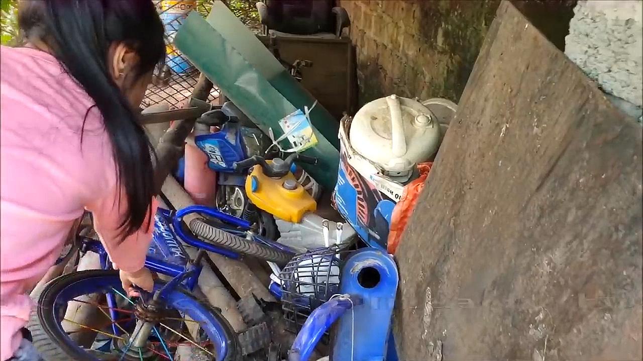 怎样给女儿的破旧自行车翻新?改装成电动车,方便女儿上学!