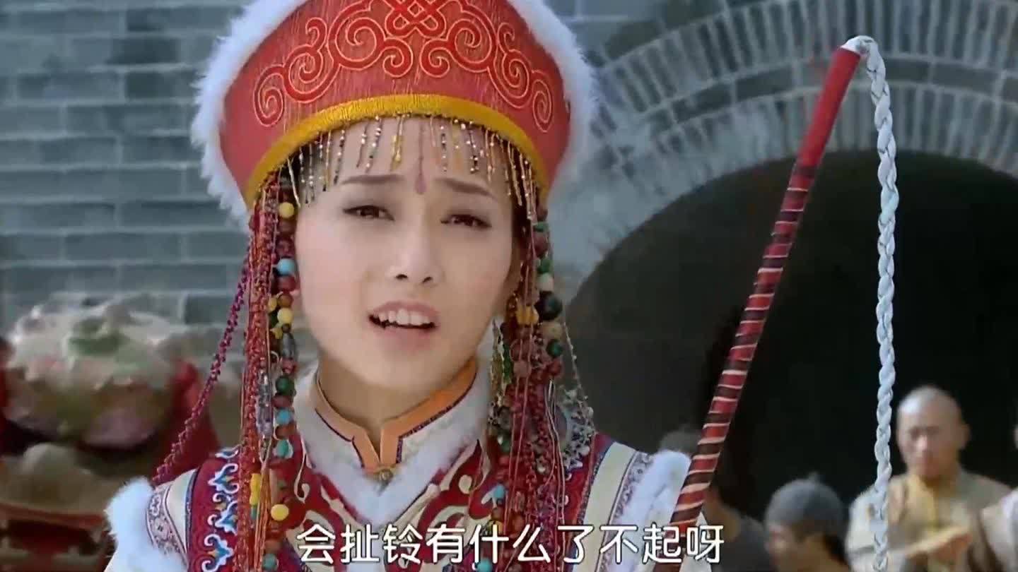 新还珠格格:这俩人从宫里较劲到宫外来了,这下有好戏看了!