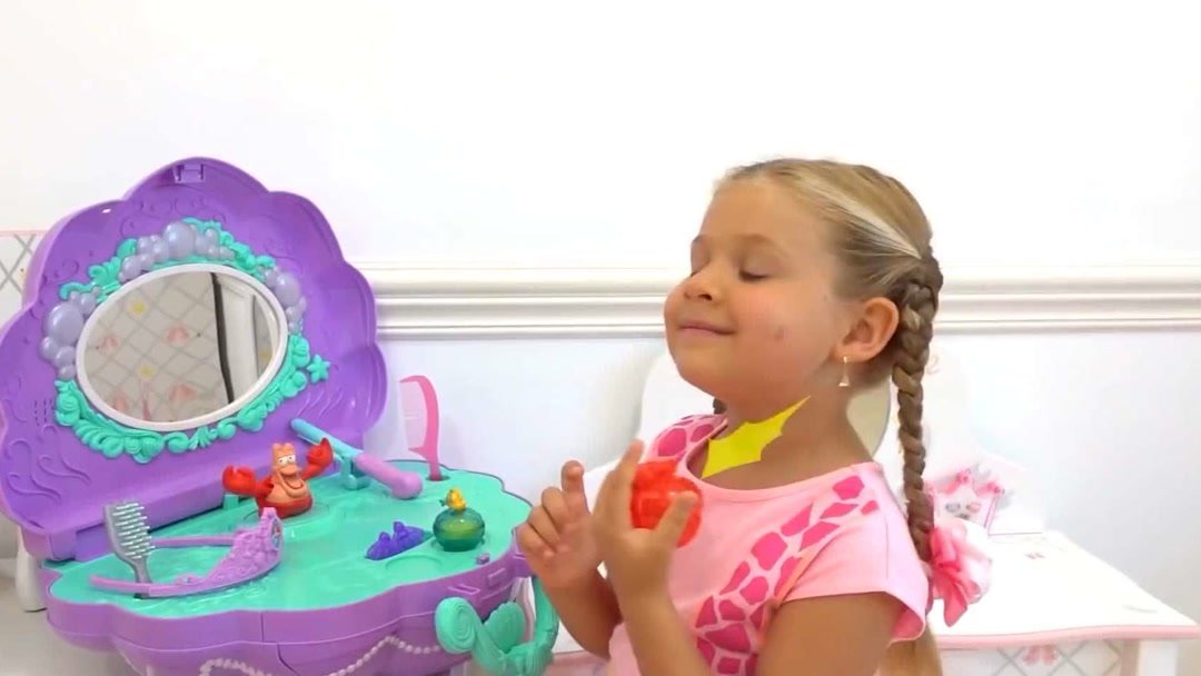 来到童话世界对的戴安娜,变成可爱的公主殿下!