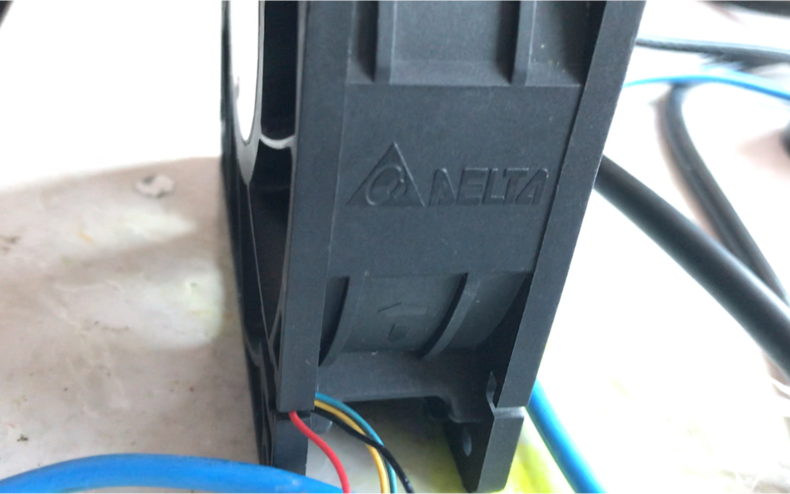 正品台达12v4.8a规格为12038的工业暴力风扇