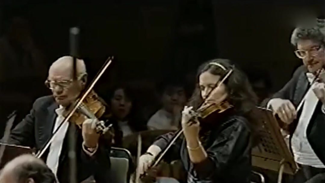 最经典的《加布里埃尔的双簧管》版本,作者莫里康内指挥!