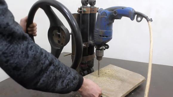 高效,精准的电钻钻孔支架,电钻台钻底座制作